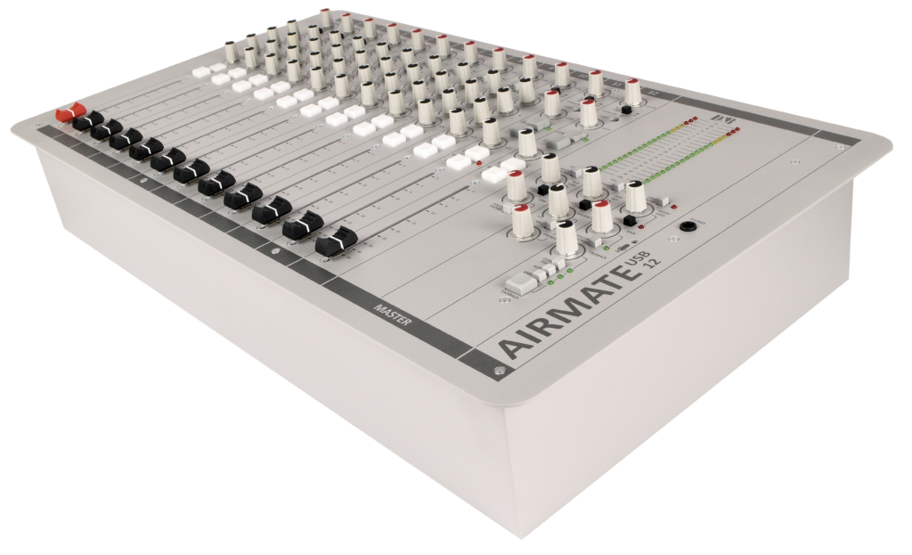 D&R AIRMATE-12 VERSION 1x TELCO + 1x WiFi - Eurocom Broadcast